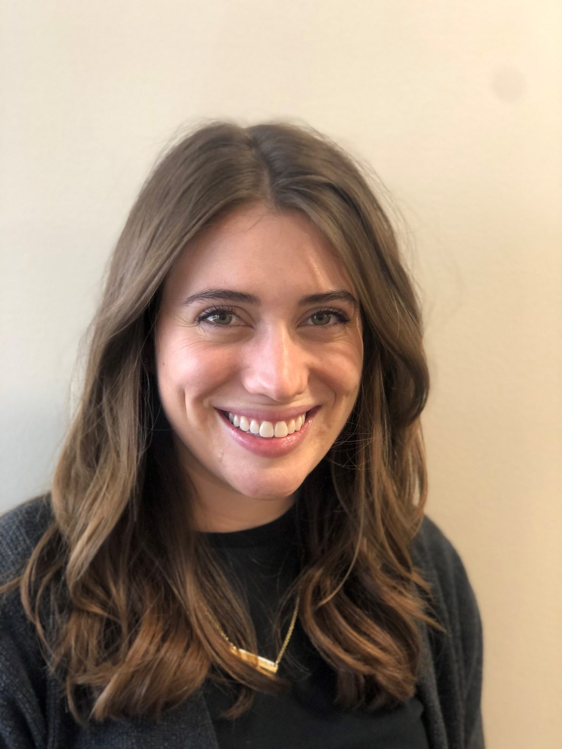 Employees - Annalyn A - Minnetonka Therapy